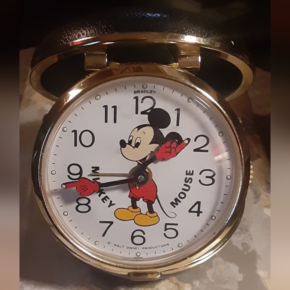 Mickey Mouse Bradley | Accents | Rare 97 Mickey Mouse Travel Alarm ...